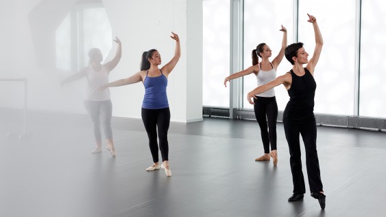 Les STUDIOS | Cours et services : Danse et mise en forme
