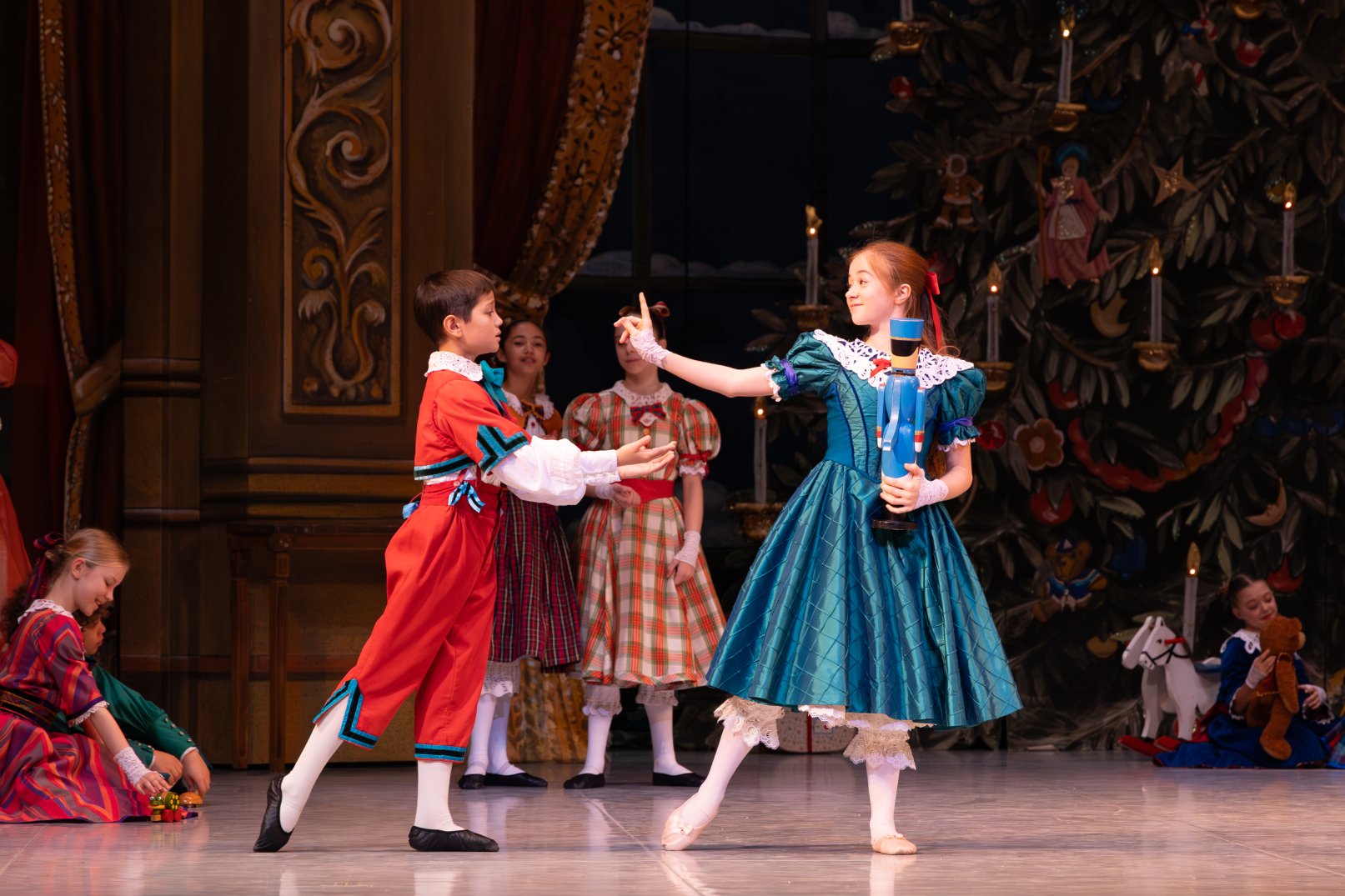 Auditions pour Casse-Noisette à La Maison pour la danse de Québec - Les ...