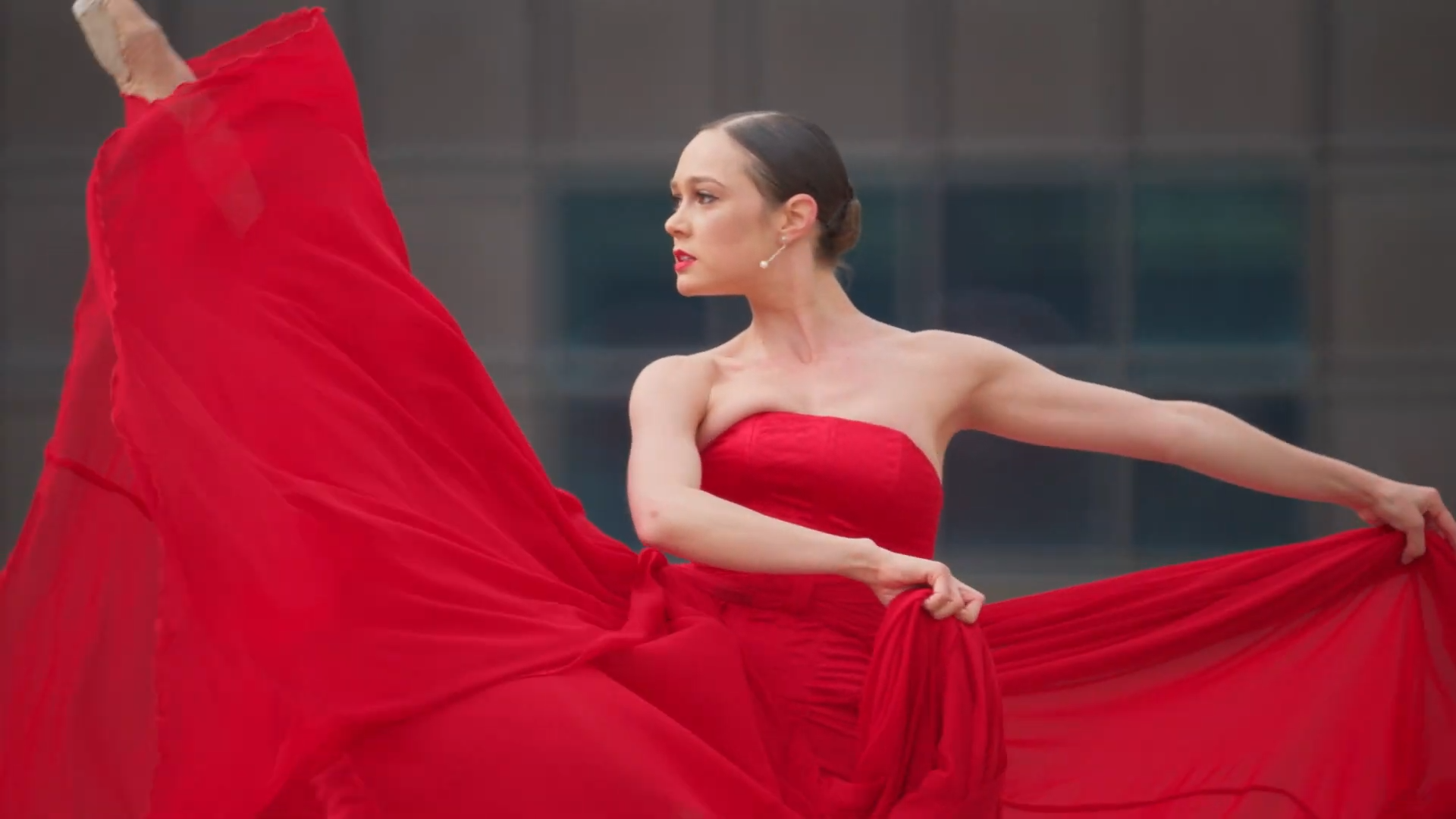 At the Crossroads of Tradition and Avant-Garde - Les Grands Ballets ...