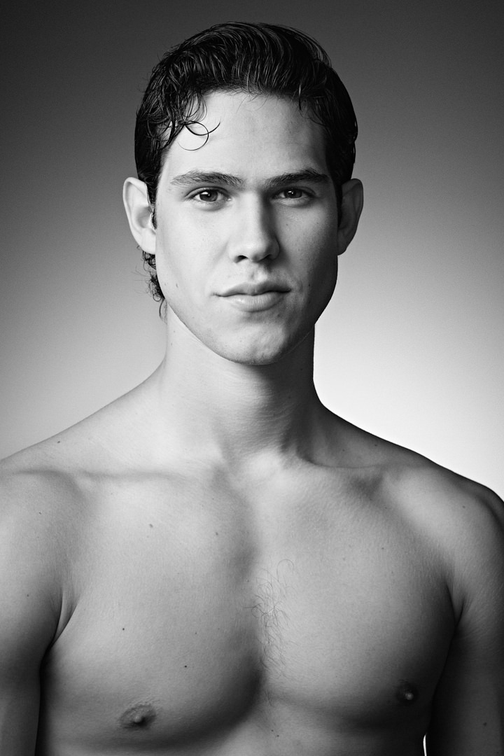 Dancer Marcel Gutiérrez - Les Grands Ballets Canadiens