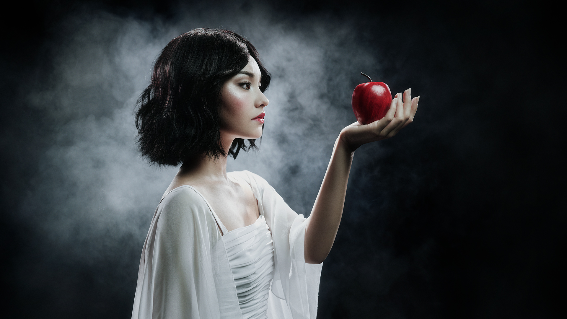 Snow White & The Mirror By Les Grands Ballets - Les Grands Ballets ...